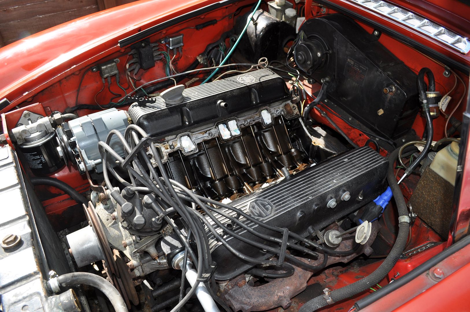 JC's MGB GT Factory V8 - Project 70's hotrod throwback. - The Student Room