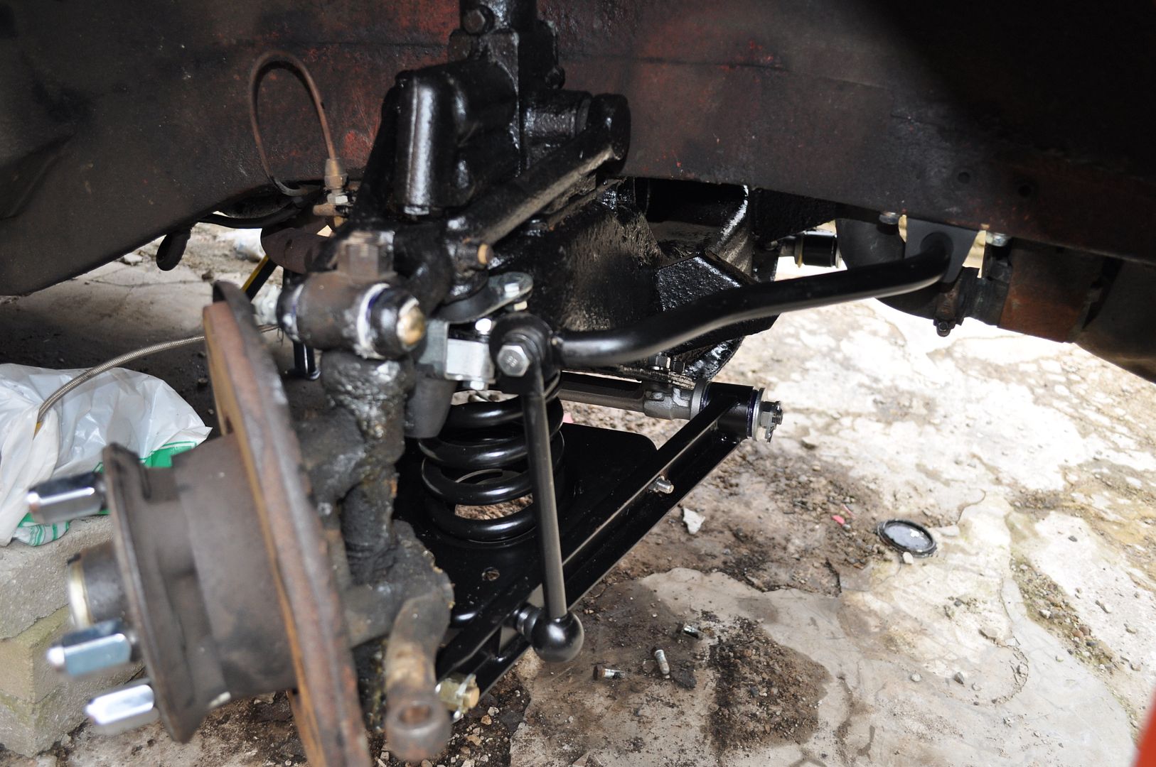 JC's MGB GT Factory V8 - Project 70's hotrod throwback. - The Student Room